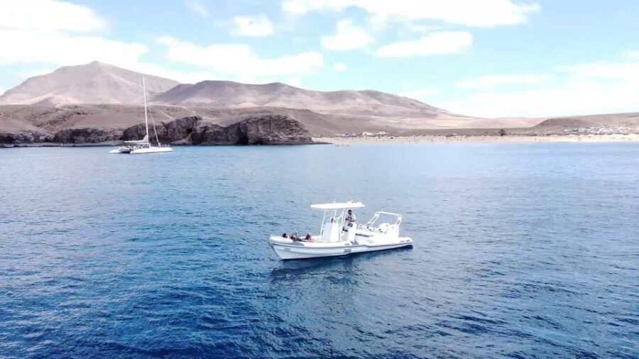 Lanzarote: Private boat Trip 2:30h - Who Should Consider This Tour?
