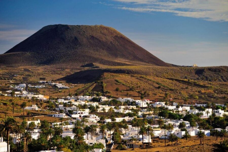 Lanzarote: Timanfaya and Cueva de los Verdes Day Trip - Practical Details and Tips