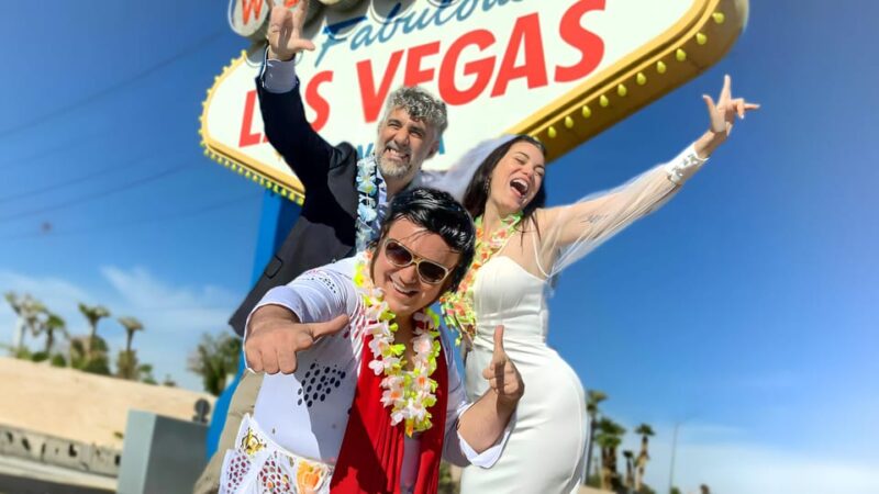 Las Vegas: Elvis Wedding with Las Vegas Sign Photos Included - A Lighthearted Look at the Las Vegas Elvis Wedding Experience
