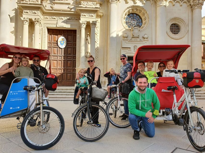 Lecce: Guided Tour & Street Food Tasting by Rickshaw - Transportation and Group Size