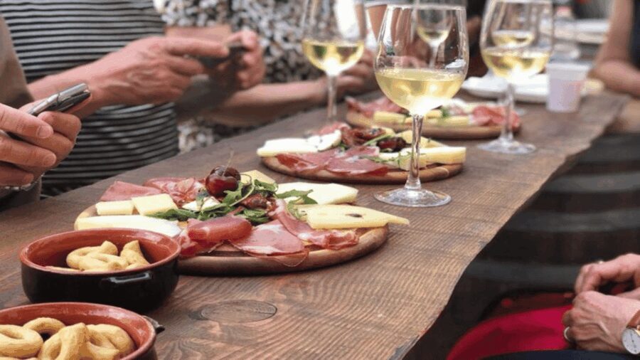 Lecce: Guided Tour & Wine Tasting by Bike - Why This Tour Matters