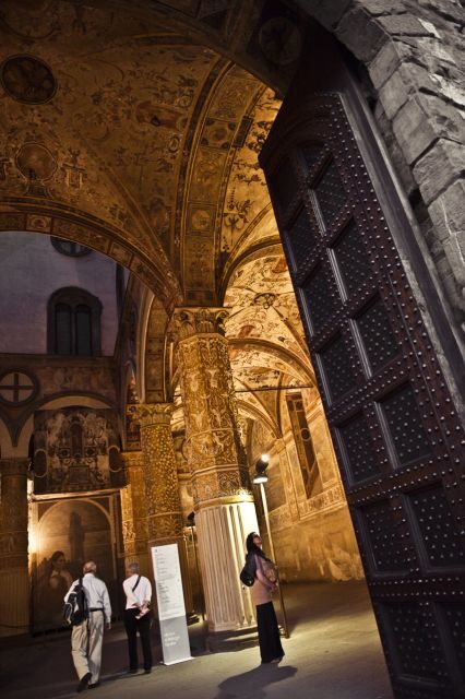 Legends of Florence: Exclusive Walking Tour by night - Who Will Love This Tour?