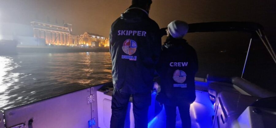 Lisbon: 2-Hour Private Boat Tour with 6 bottles of Champagne - Itinerary Breakdown: What to Expect