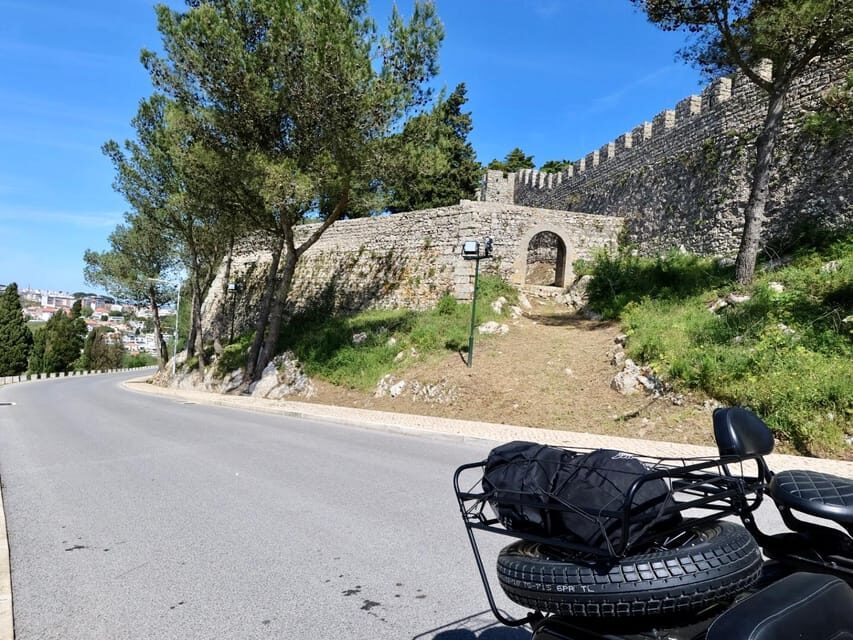 Lisbon : Discover Sesimbra Motorcycle side-car Tour - Breakdown of the Itinerary