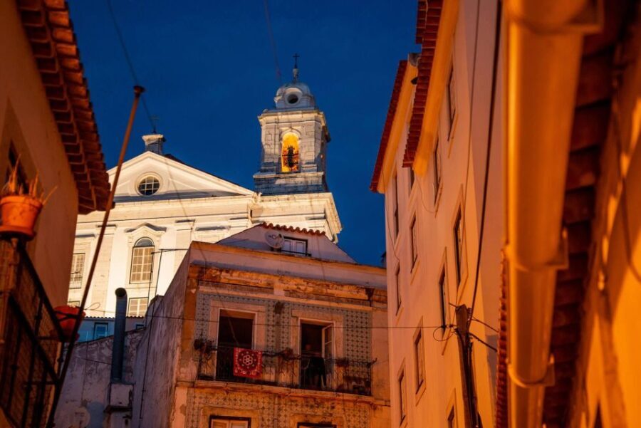 Lisbon: Fado Show with Dinner and City Tour - A Deep Dive into the Experience
