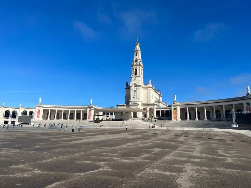 Lisbon: Fatima, Aljustrel, Nazare, and Obidos All Day Trip - What Makes This Tour Valuable?