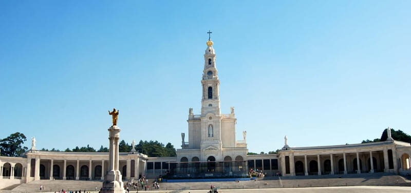 Lisbon: Fátima, Nazaré and Óbidos Full-Day Private Tour - What’s Included and What to Consider