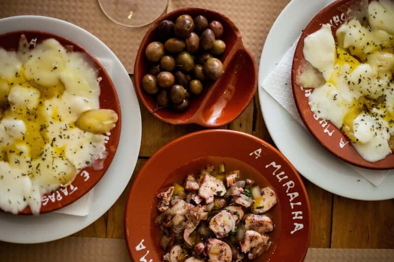 Lisbon: Food Tasting Tour by Tuk Tuk with 2 Stops - Itinerary Breakdown: What to Expect