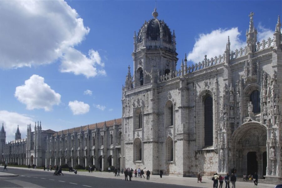 Lisbon: Full-Day Small Group City Sightseeing Tour - What Travelers Say
