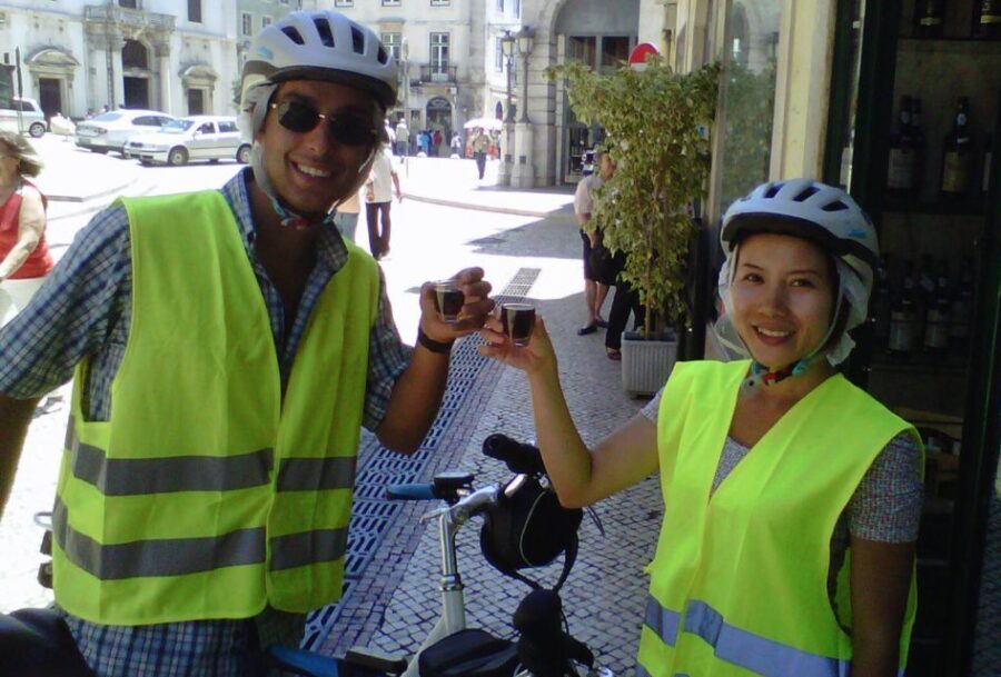 Lisbon: Go Taste Electric Bike Tour - Why This Tour Works Well