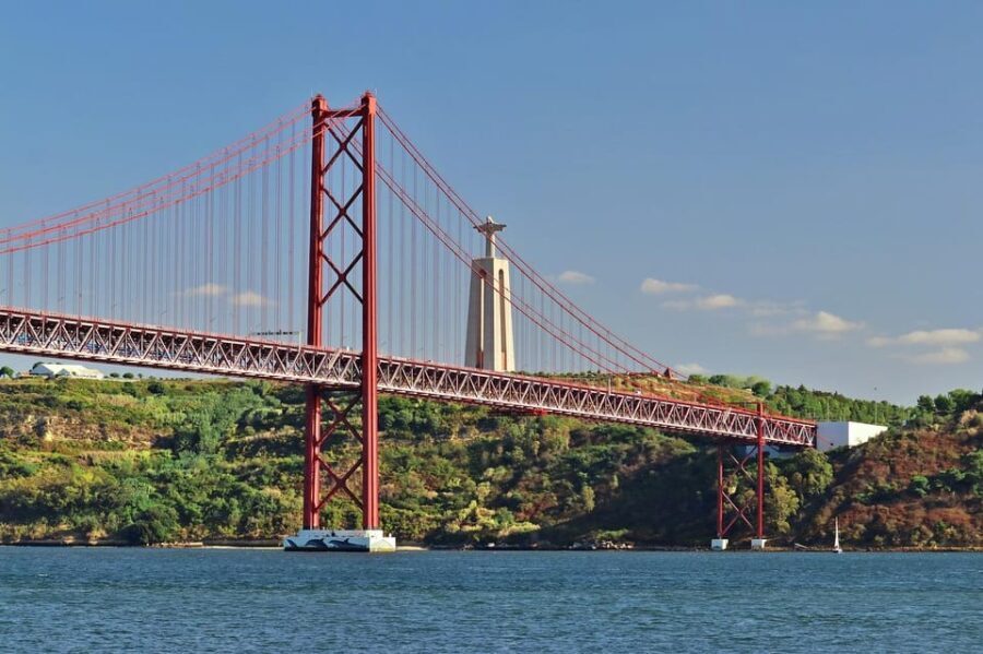 Lisbon: Guided Eco Tuk Tuk sightseeing tour - FAQ