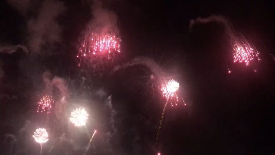 Lisbon: New Year's Eve Fireworks Sail Boat Tour - Itinerary Breakdown