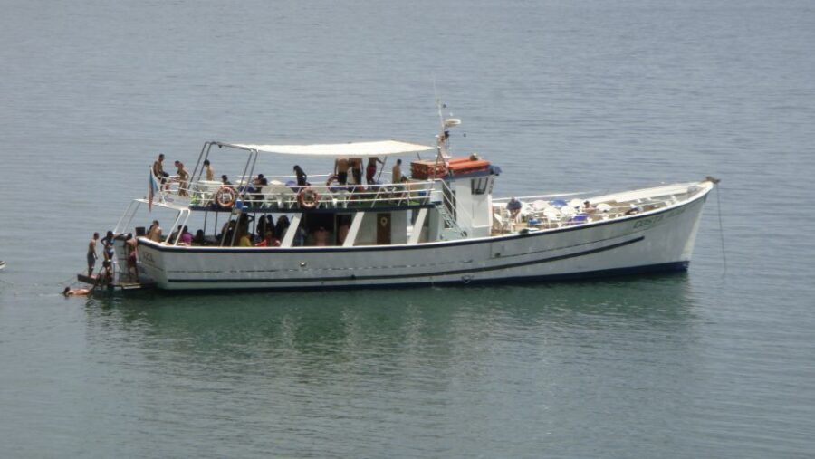 Lisbon: New Year's Eve Tagus River Cruise with Open Bar - Cost-Effectiveness and Practical Considerations