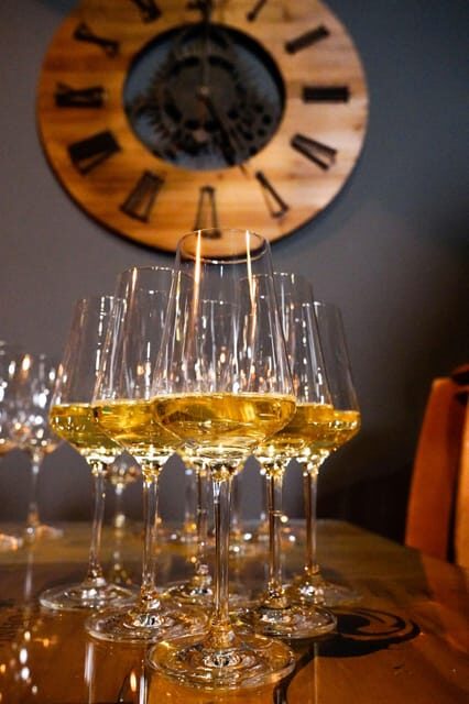 Lisbon: Premium Wine and Tapas Tasting Session - What Travelers Say