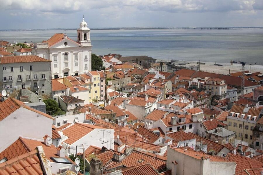 Lisbon: Private Walking Tour with a Local Guide - The Value of a Private Guide