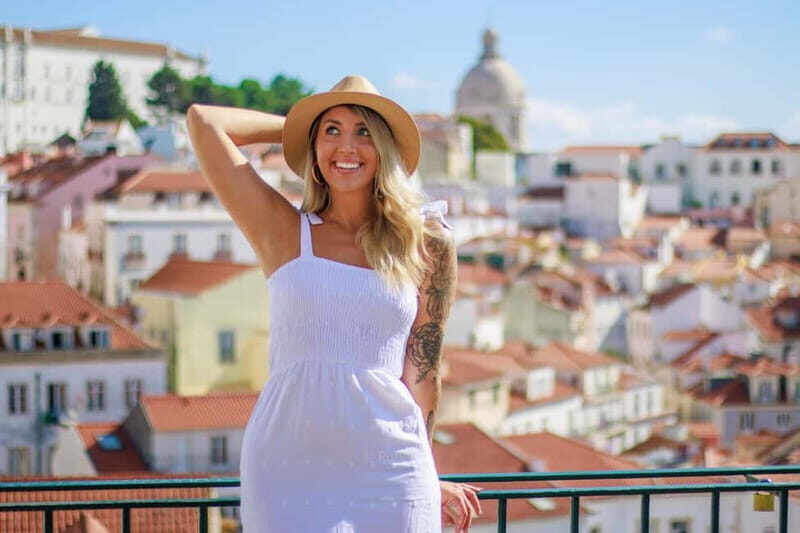 Lisbon: Pro Photoshoot in Alfama, the oldest neighborhood - Value and Practicalities