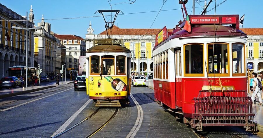 Lisbon: Sintra and Cascais Private Day Trip with Local - What’s Included and What’s Not