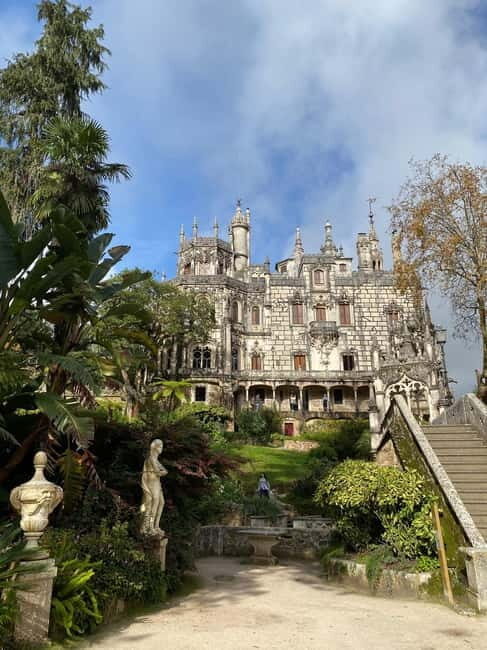 Lisbon: Sintra Tour with Pena Palace and Quinta da Regaleira - What Makes This Tour Stand Out?