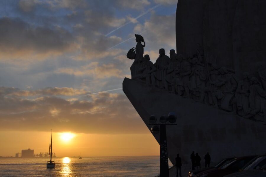 Lisbon: Sunset Cruise on The Tagus River with Welcome Drink - A Complete Breakdown of the Itinerary