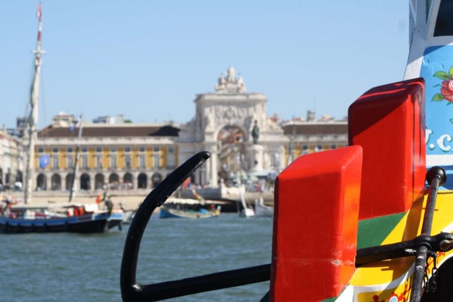 Lisbon: Tagus River Sunset Cruise in a Traditional Vessel - What Reviews Reveal About the Experience