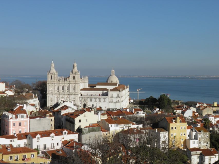 Lisbon: Tower of Saint Georges Castle Church Ticket & Drink - Who Should Consider This Tour?