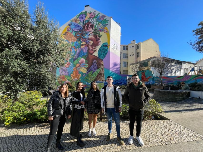 Lisbon: Tuk Tuk with hotel pick up and the best of old city - What to Expect During the Tour