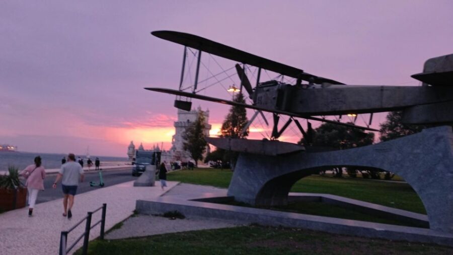 Lisbon Tuktuk Highlights Tour with Food and Wine Tastings - Who Will Love This Tour?