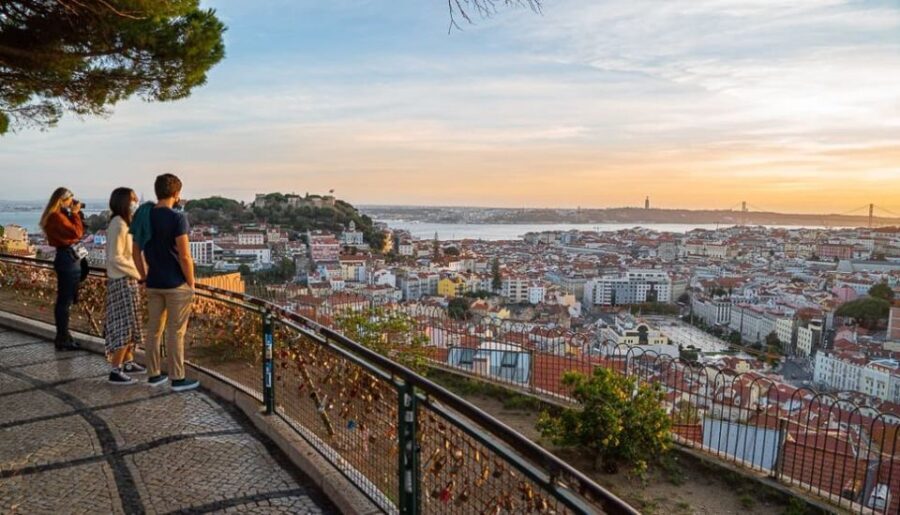 Lisbon Tuktuk Old-town Sightseeing Tour - Why Youll Love the Highlights