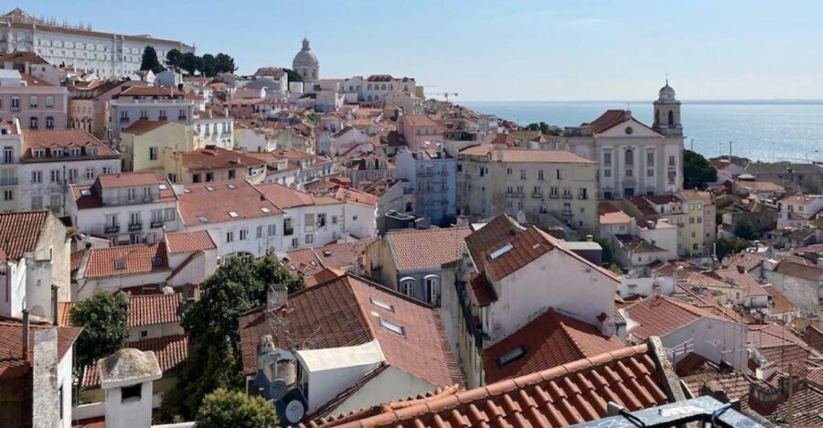 Lisbon: Walking tour for absolute Beginners - What’s Included and What’s Not