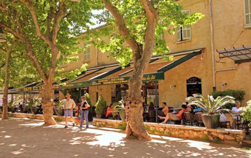 Local art and crafts in our Medieval Villages - Key Points