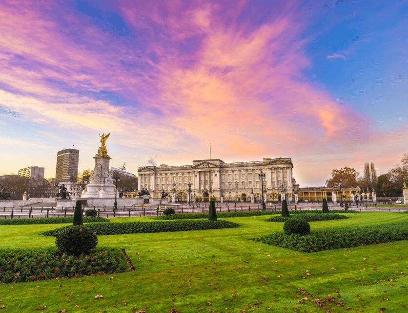 London: Buckingham Palace and Royal London Walking Tour - The Highlight: Buckingham Palace