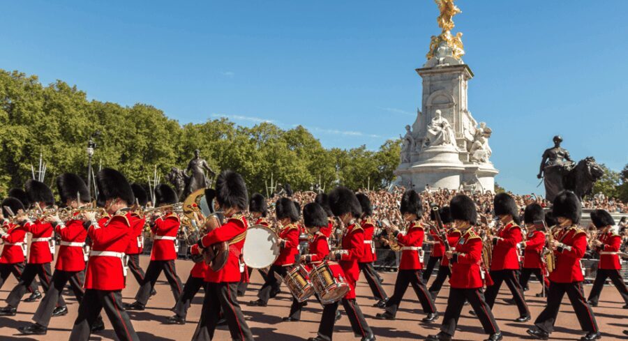 London: Changing of the Guard & Royal London Walking Tour - The Itinerary: What You’ll See and Do
