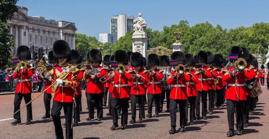 London: Changing of the Guard Walking Tour - The Itinerary Breakdown