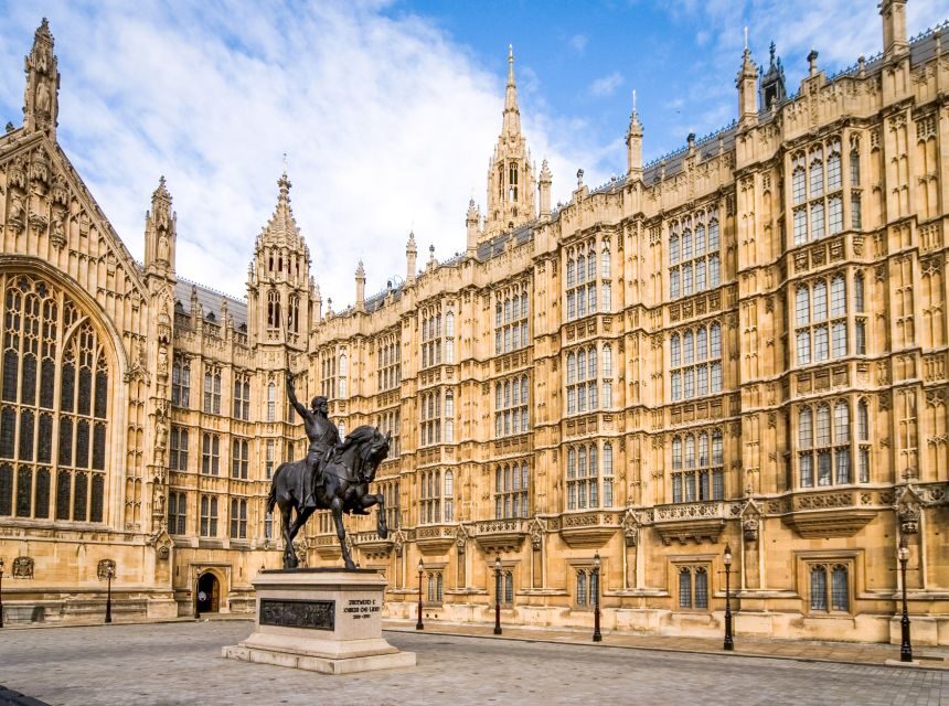 London: Changing of the Guards Ceremony Guided Walking Tour - Is It Worth It?