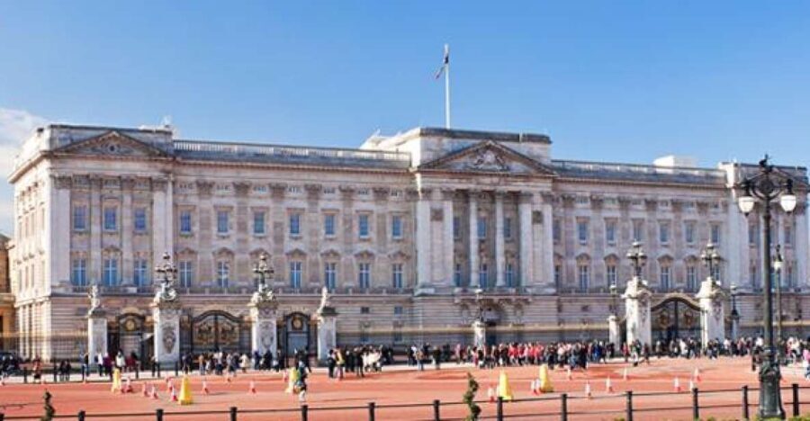 London: City Tour with St Paul's Cathedral and Snack Pack - Considerations and Practical Tips