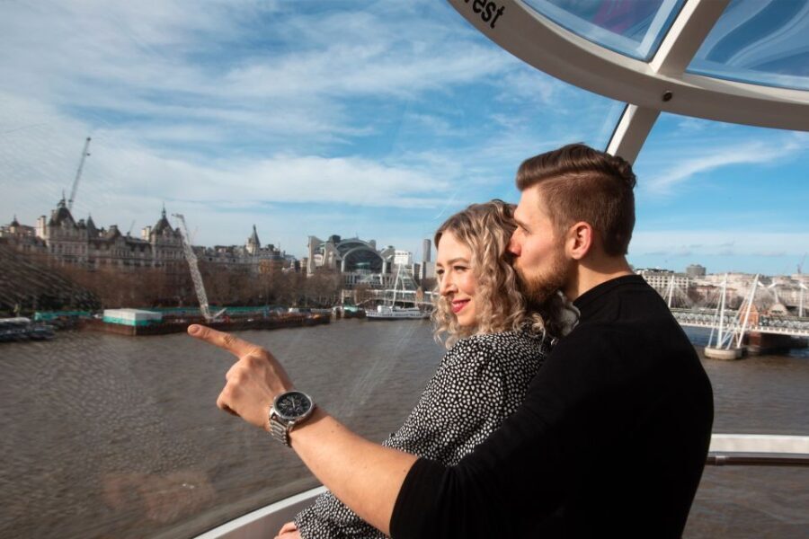 London Eye Private Capsule Experience for Couples or Groups - Is It Worth the Price?
