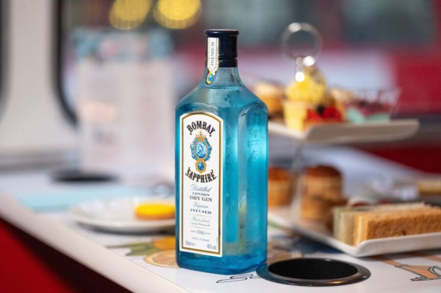 London: Gin and Afternoon Tea Bus Tour with Audio Guide - The Route and Landmarks