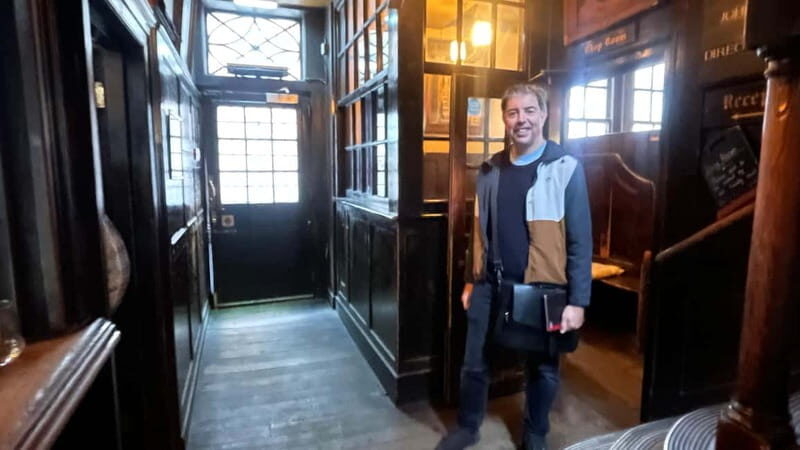 London: Historic Pub Walking Tour for Small Groups - Final Thoughts: Who Will Love This Tour?