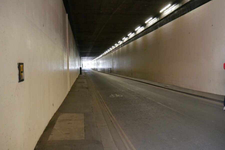 London: James Bond Filming Locations Bus Tour - In-Depth Look at the Locations