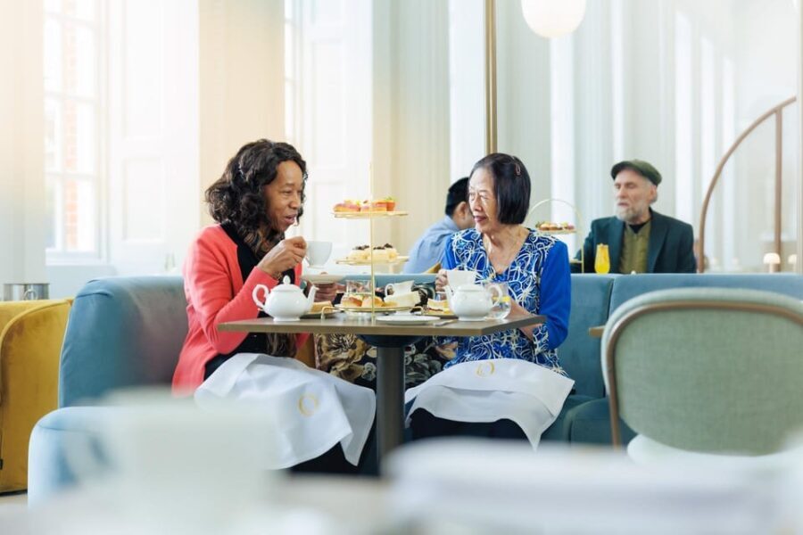 London: Kensington Palace Tour, Guard Change & Afternoon Tea - Authentic Traveler Feedback