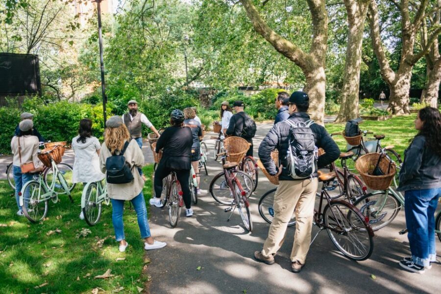 London: Landmarks & Secrets Bike Tour with Pub & Street Art - Frequently Asked Questions