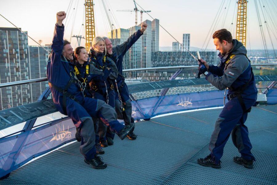 London: O2 Arena Rooftop Climbing Experience - An In-Depth Look at the O2 Arena Rooftop Climbing Experience