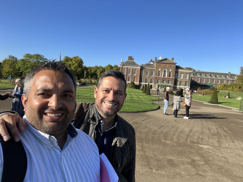 London: Private 6 Hour Walking and Driving London Tour - The Value of a Private Guided Tour