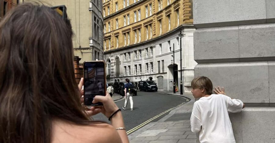 London: Private Family Harry Potter Movie Locations & Cruise - The Practicalities: What to Know