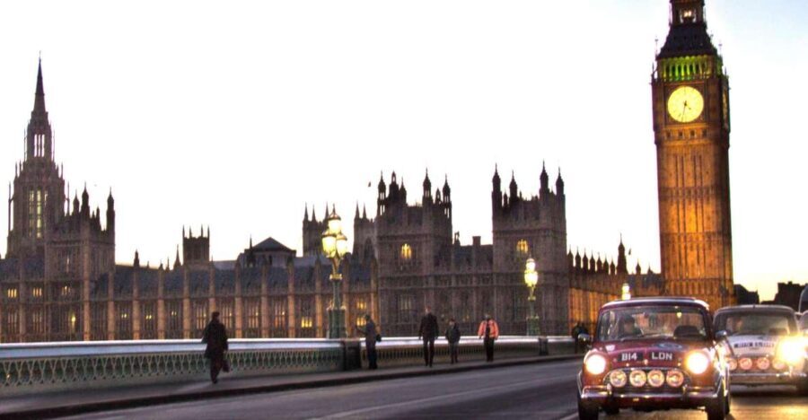 London: Private Panoramic 2-Hour Tour in a Classic Car - Authentic Traveler Insights