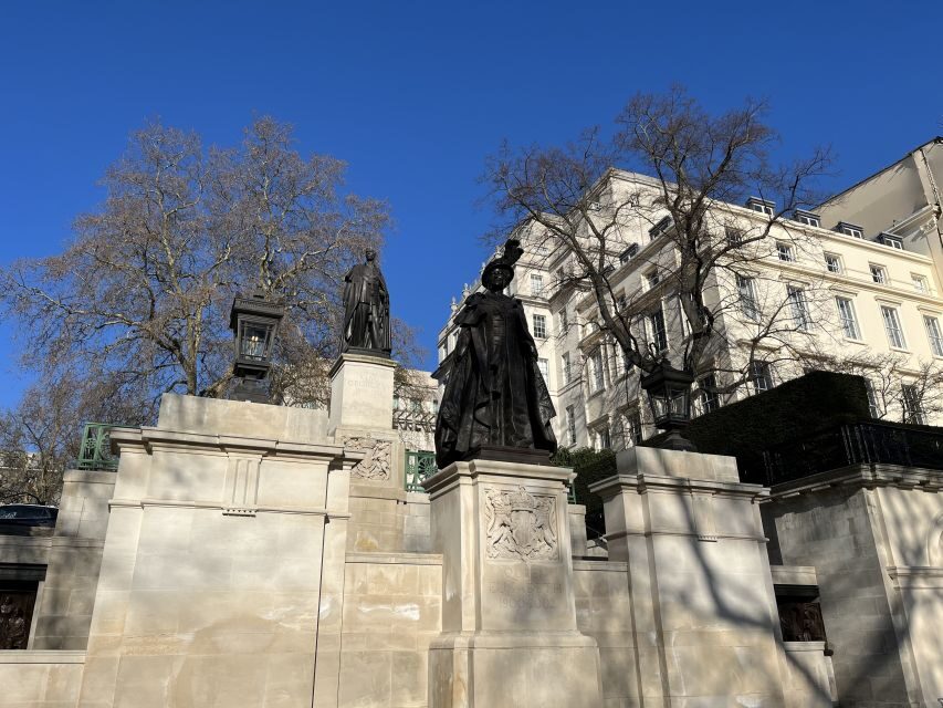 London: Royal Family and Changing of the Guards Walking Tour - Why Guides Make All the Difference