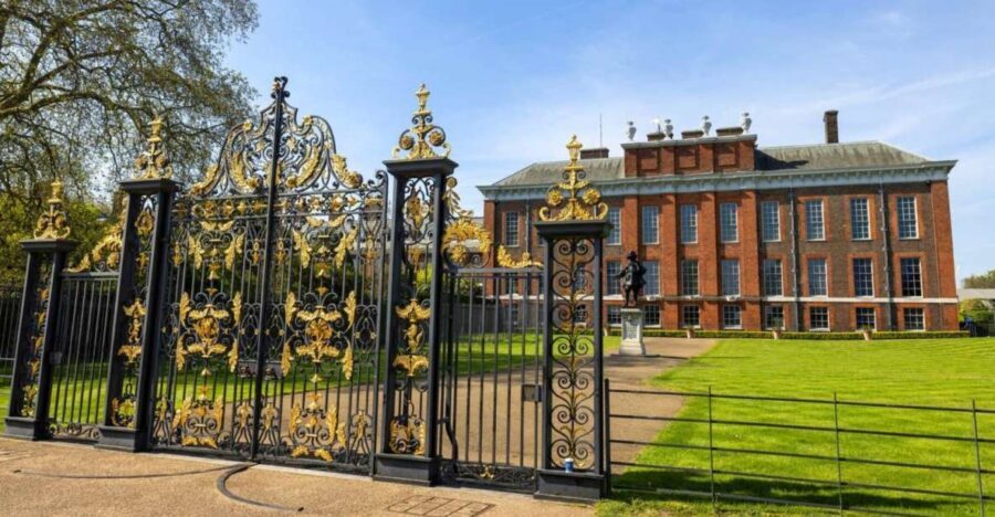 London: Royal Kensington Guided Walking Tour - Tour Logistics and Practicalities