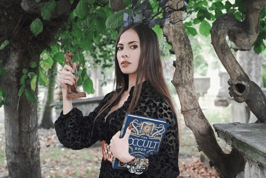 London: Secret Societies, Occultism & Halloween Witchcraft - The Experience for Travelers
