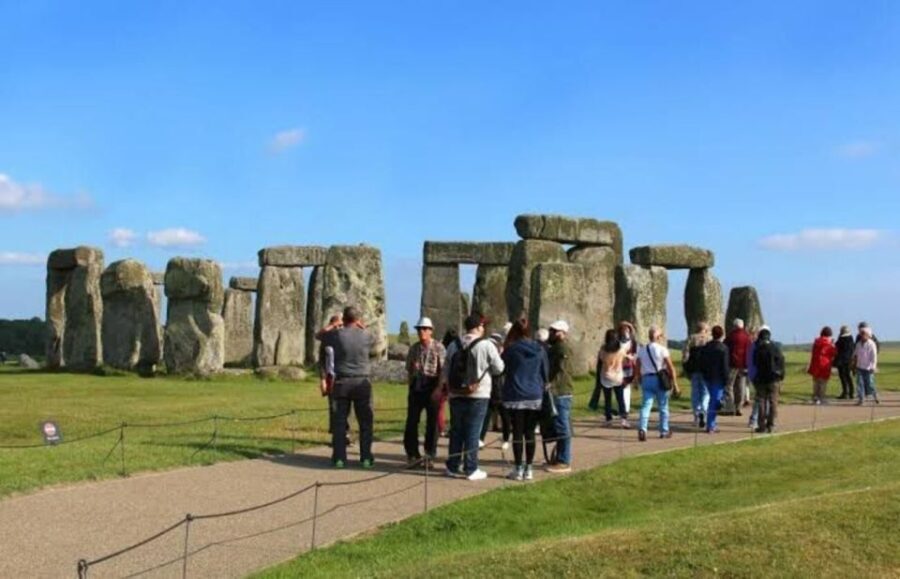 London: Stonehenge 6 Hour Tour By Car With Entrance Ticket - The Itinerary: What To Expect