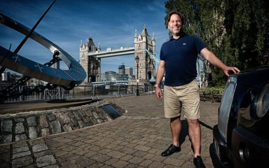 London Taxi 50+ Sights Tour & Kensington Palace Entry - What to Expect: A Close-Up Tour of London